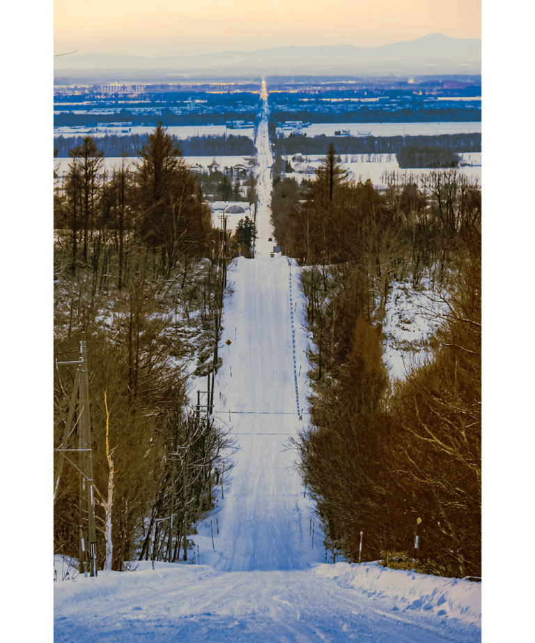 「天に続く道」それは斜里町の絶景ドライブルート。知床を訪れるなら一度は走ろう【おすすめルートマップあり】｜PREZO(プレゾ) - 北海道のお取り寄せグルメと産直通販